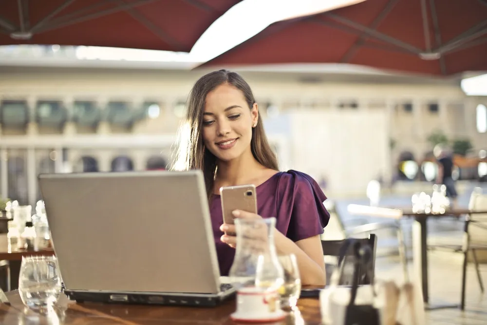 10 Fun Long Distance Relationship Activities To Try