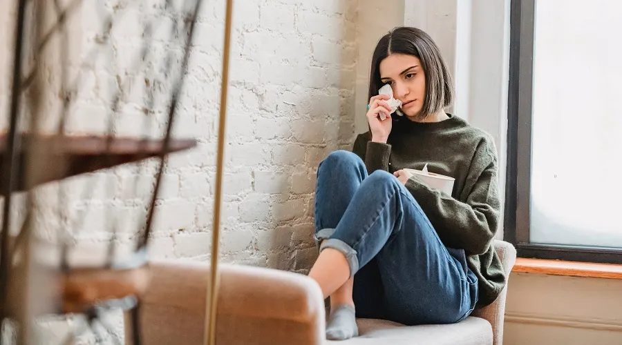 How To Stop Missing Someone In A Long Distance Relationship? (15 Ways)