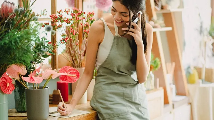 250 Long Distance Relationship Messages to Send to Your Lover