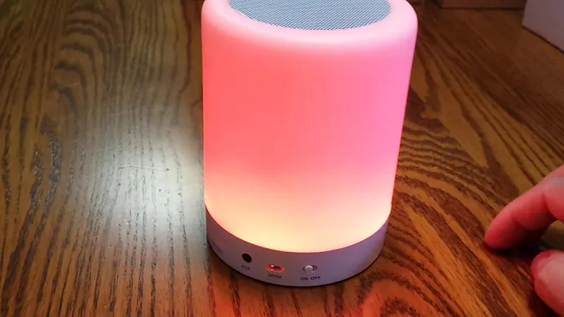 The 6 Best Long Distance Touch Lamps for Your Close Ones