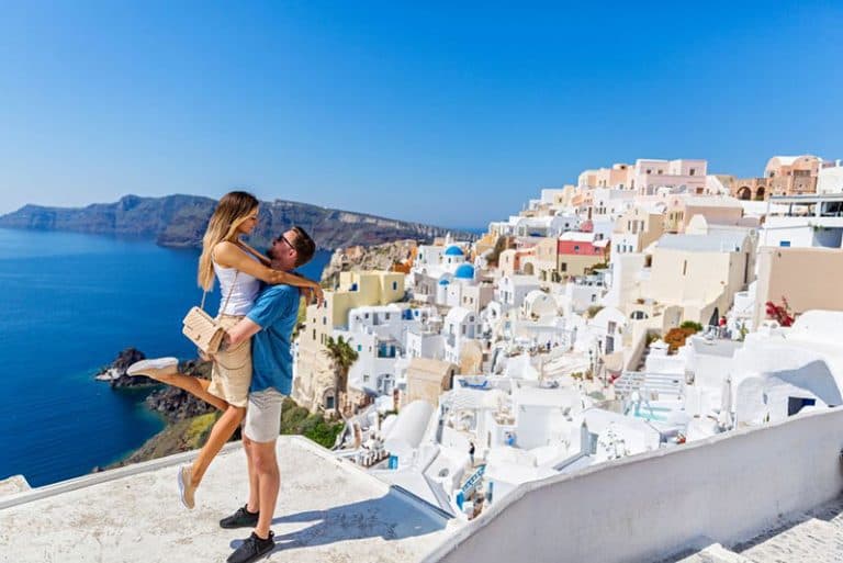 First Time Meeting in a Long Distance Relationship? What to Expect